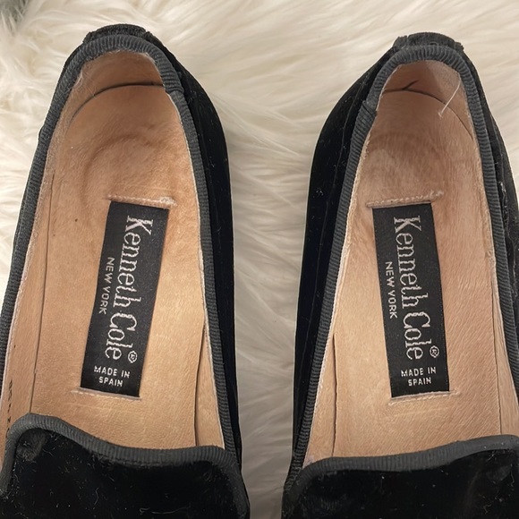 Kenneth Cole | Shoes | Vintage Velvet Kenneth Cole Leather Bottom Shoes ...